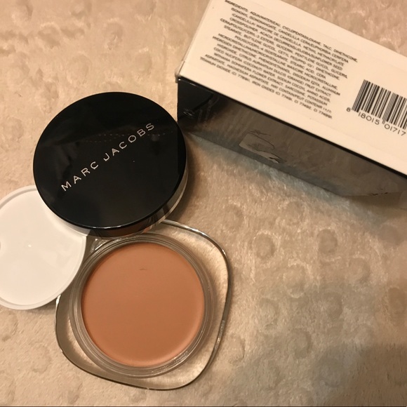 Marc Jacobs | Makeup | Marc Jacobs Marvelous Mousse Foundation | Poshmark